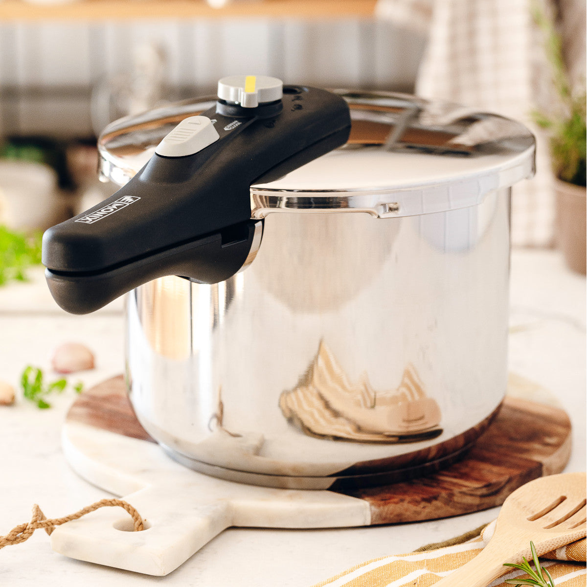 Speed Pressure Cooker